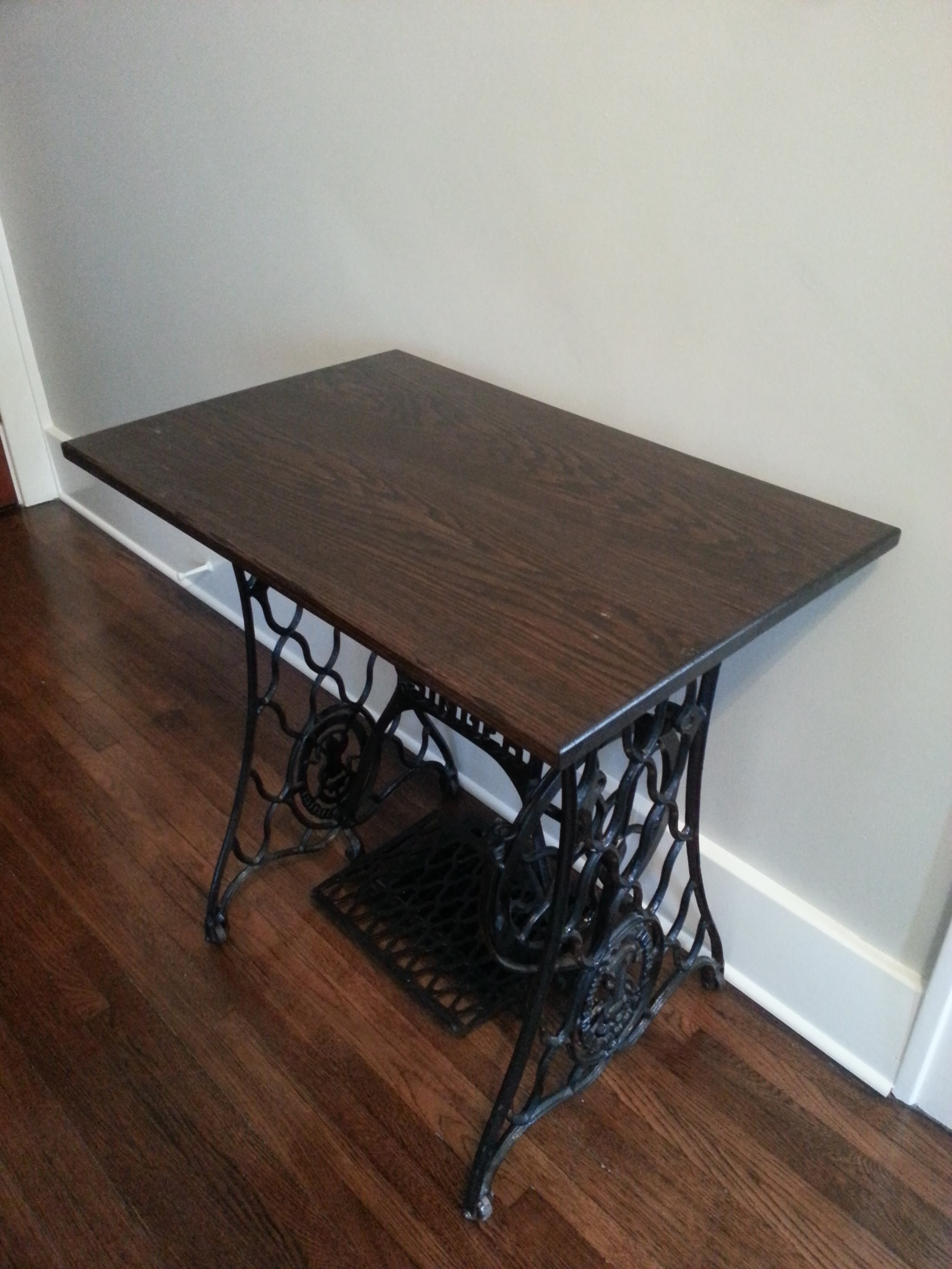 A new face for an old Singer table