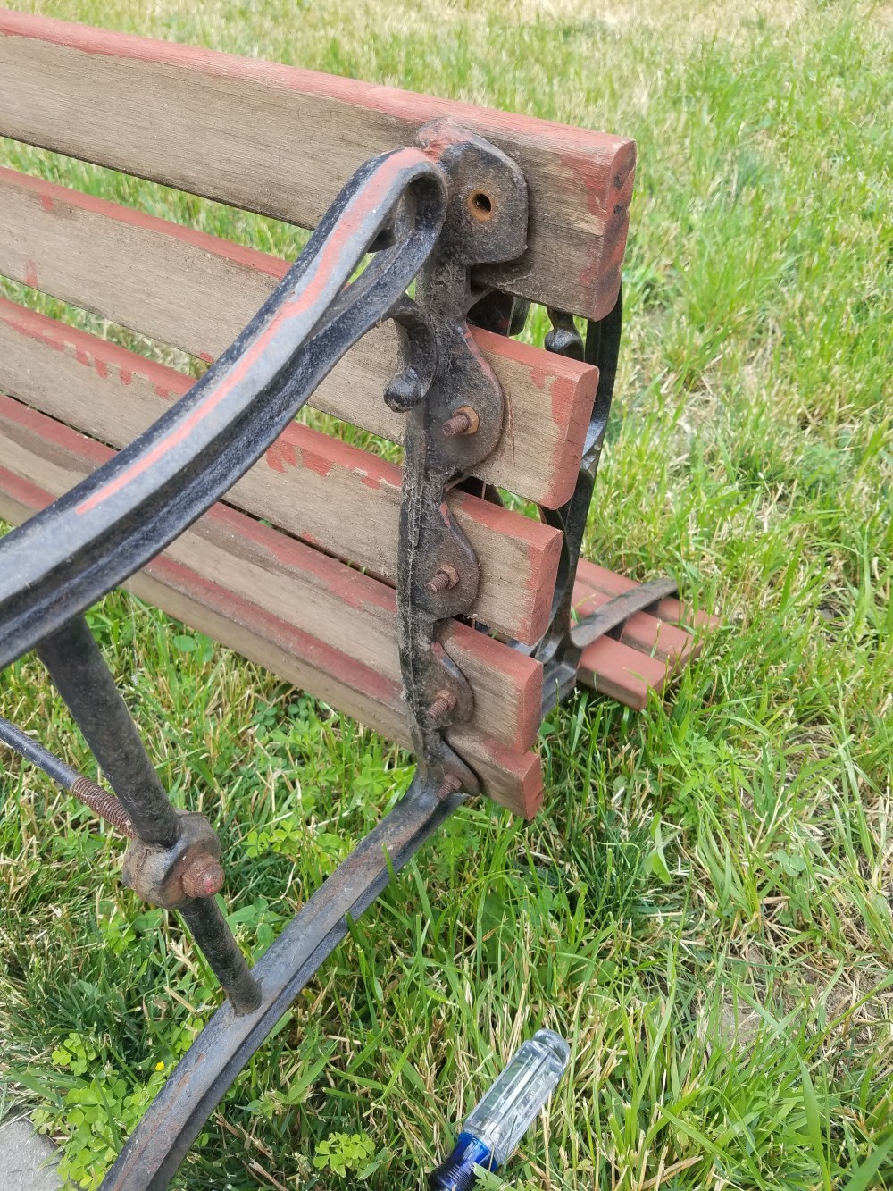 Bringing an old bench back to life