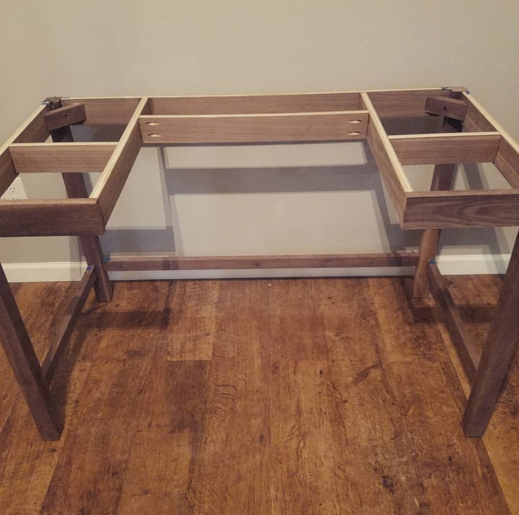 Building a Walnut Desk